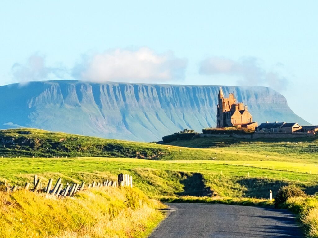 Le Classiebawn Castle - Château de Sligo • Guide-Irlande.com