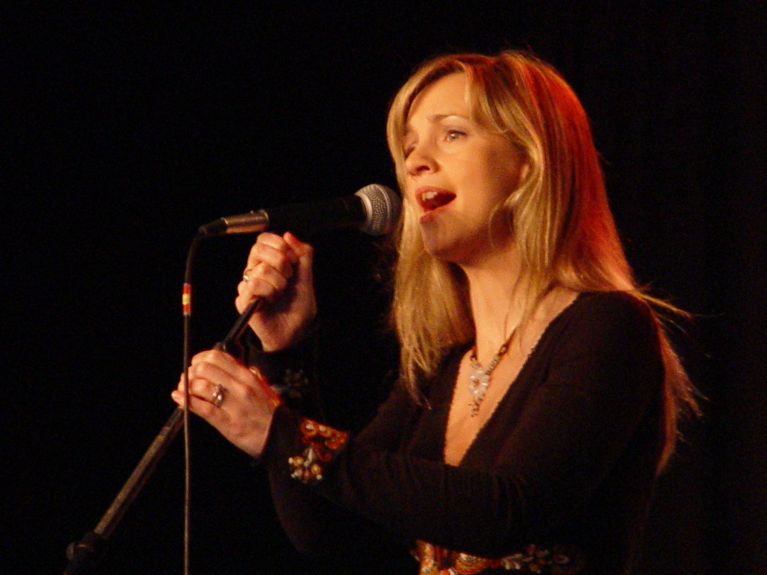 Cara Dillon - Chanteuse irlandaise • Guide Irlande.com