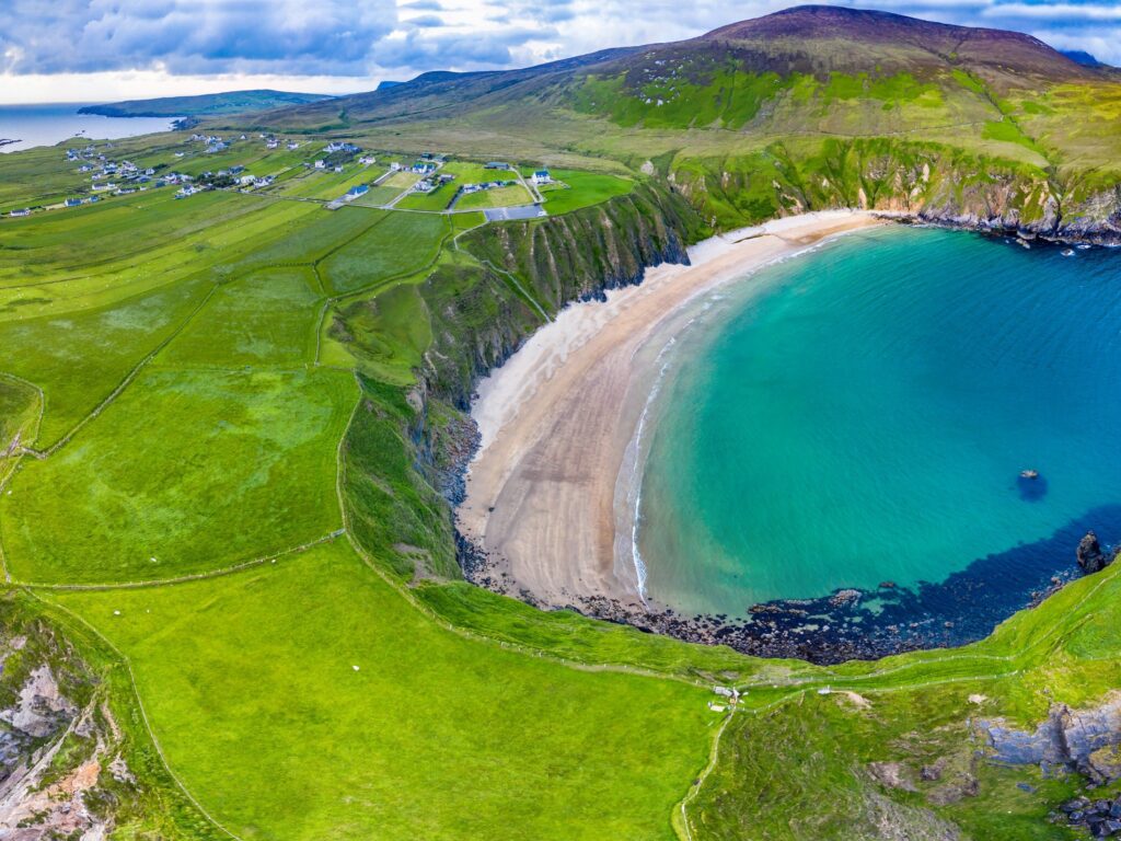 Malin Beg - Baie du comté de Donegal • Guide Irlande.com