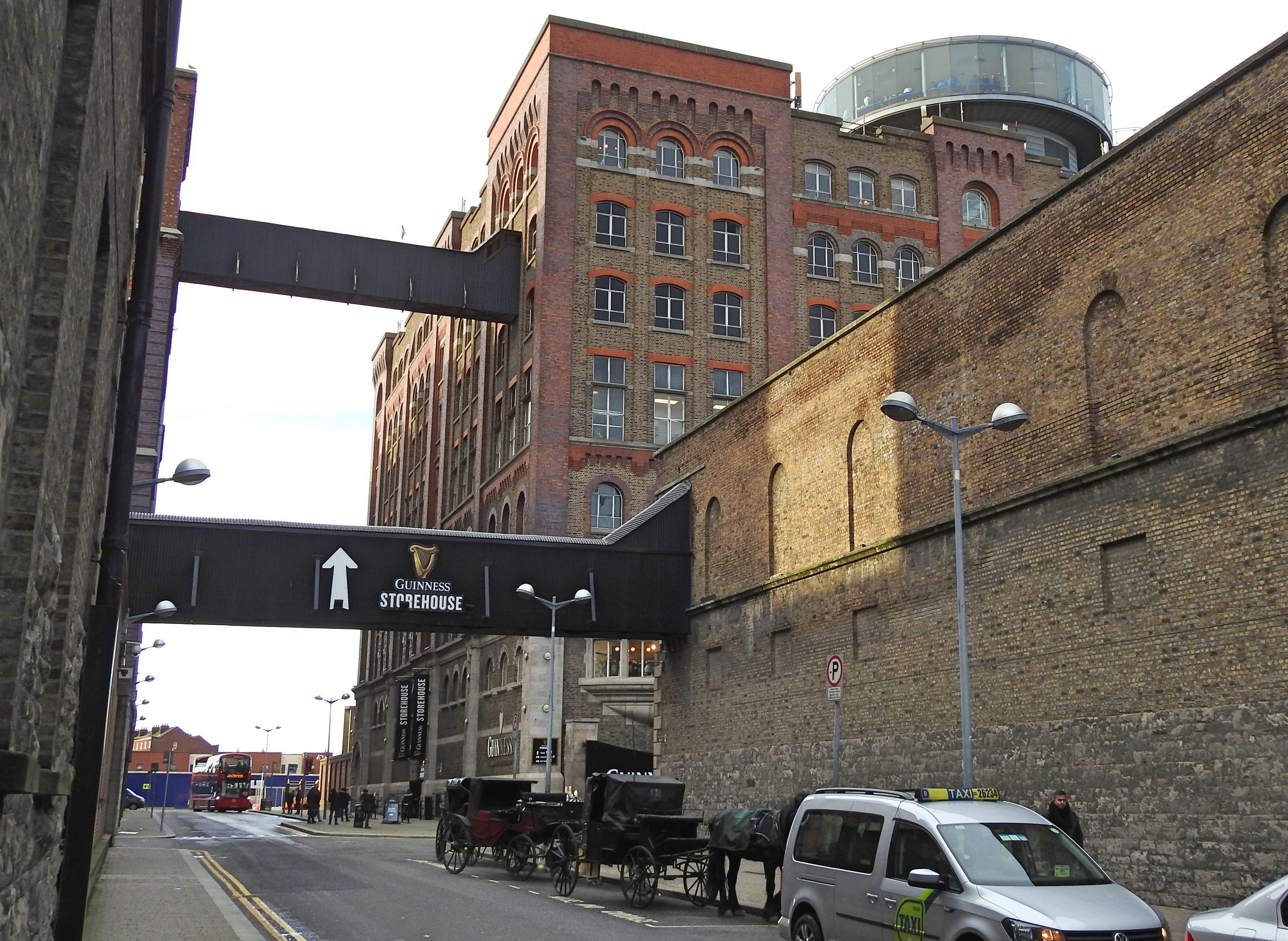 Le Gravity Bar du Guinness Storehouse à Dublin | Guide Irlande.com