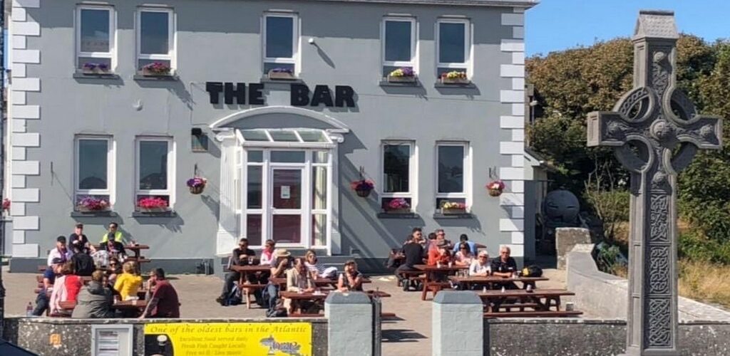 The Bar - Bar et restaurant à Inishmore • Guide-Irlande.com
