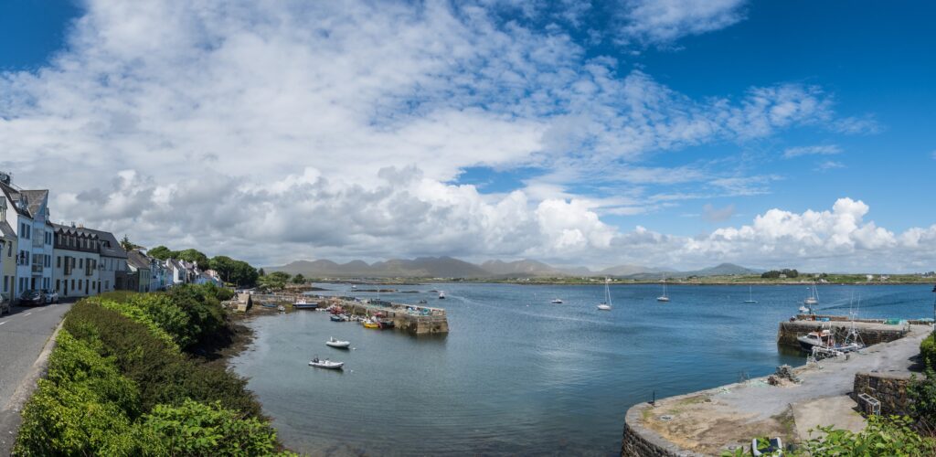 Roundstone ☘️ : activités & hébergements • Guide-Irlande.com