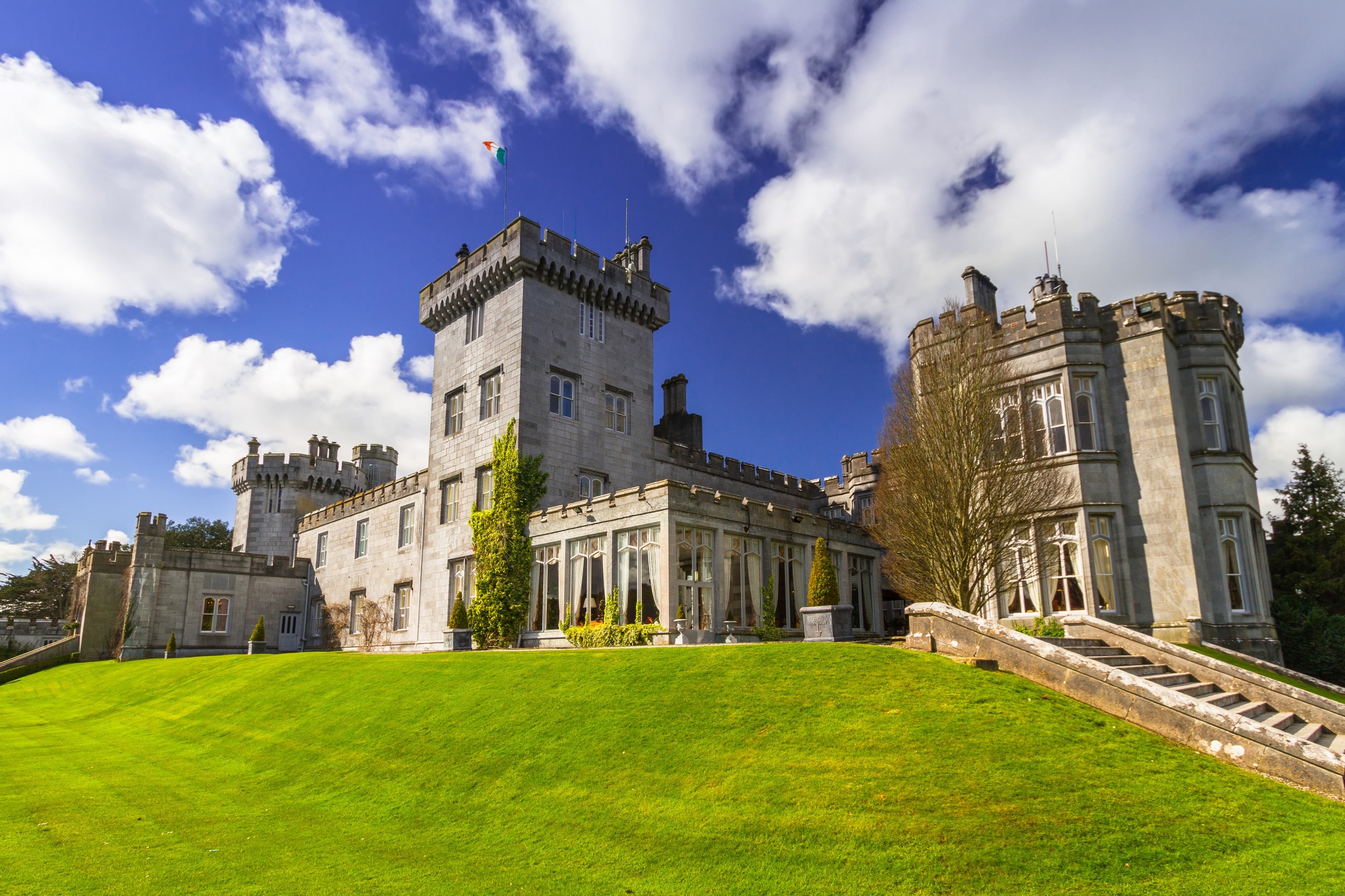 Dromoland castle - Château converti en hôtel • Guide Irlande.com