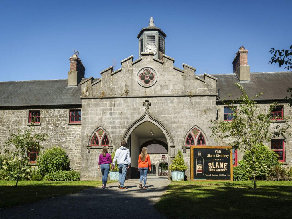 La Slane Distillery en Irlande • Guide-Irlande.com