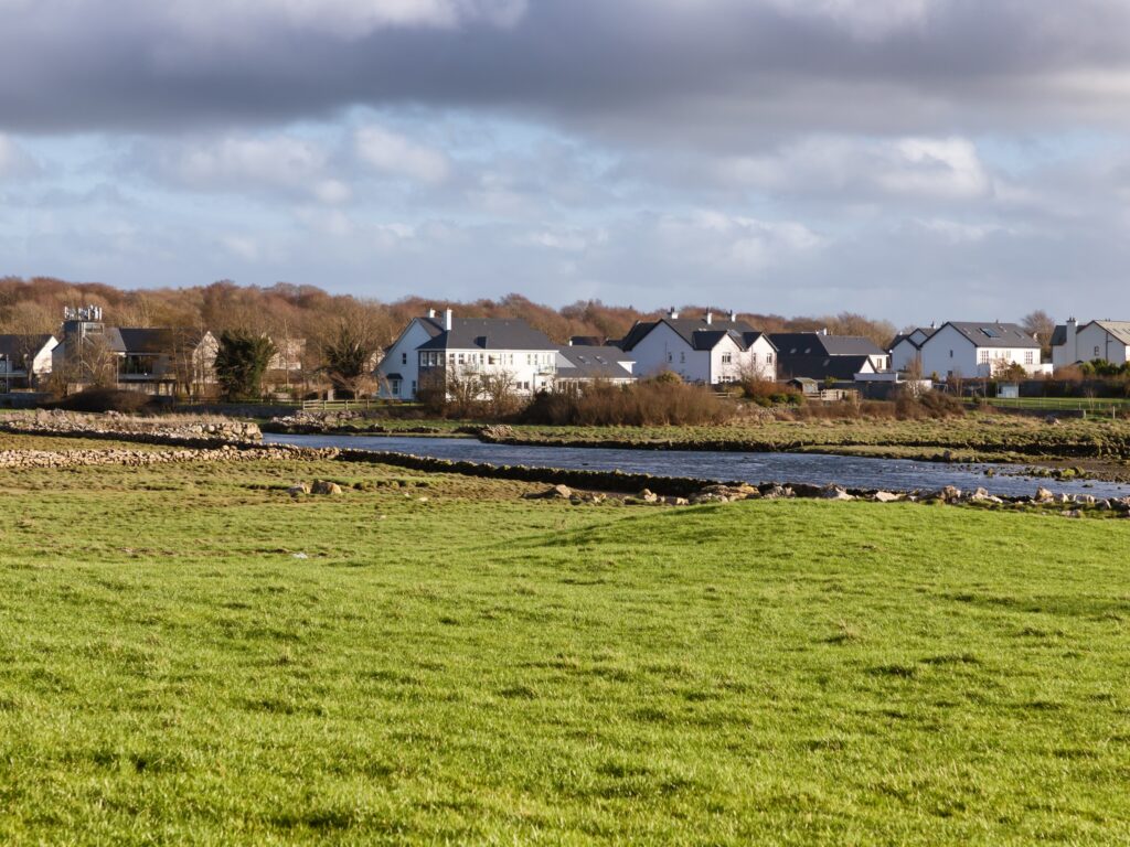 Clarenbridge ☘️ : activités & hébergements • Guide-Irlande.com
