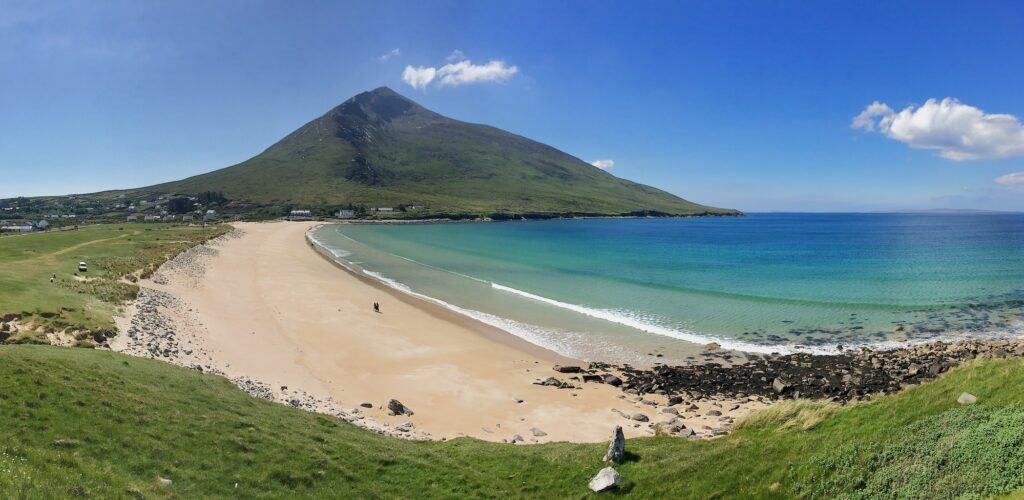 La Dugort beach : plage à Achill Island • Guide-Irlande.com