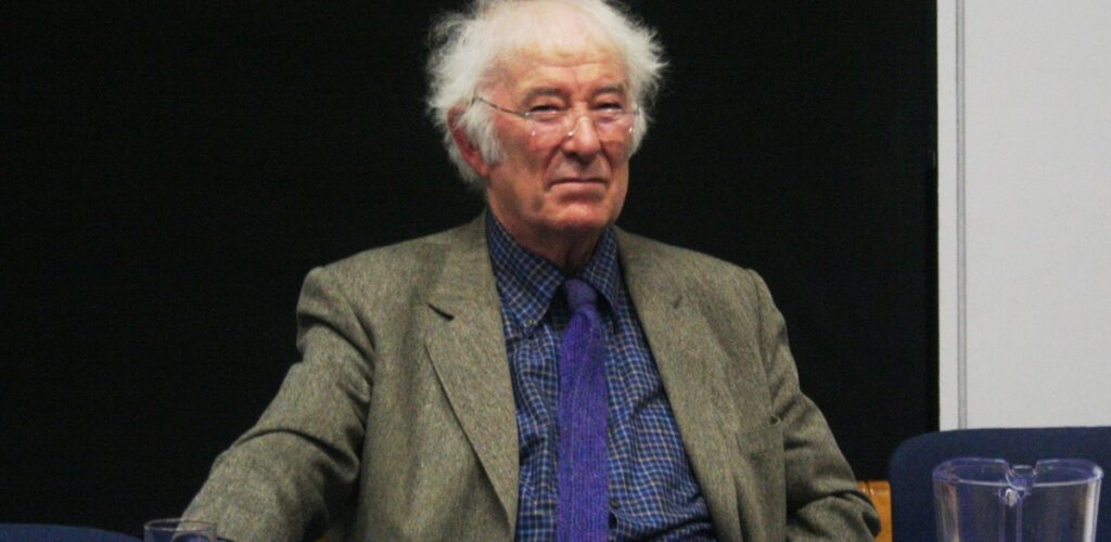 Seamus Heaney - Poète irlandais • Guide-Irlande.com