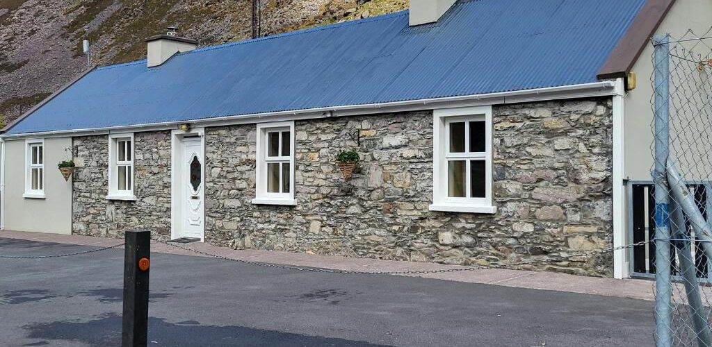 Colleen Bawn Cottage Gap Of Dunloe Kerry • Guide-Irlande.com