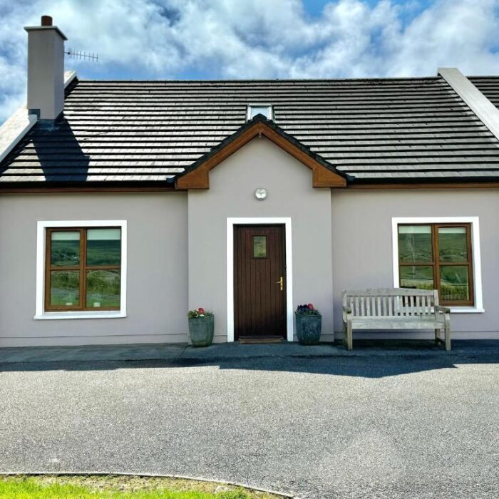 House No 3 Dingle Lispole Holiday Homes • Guide-Irlande.com